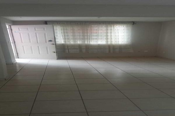 Casa en LOARCA, Eduardo Loarca Castillo, Querétar... - Propiedades.com
