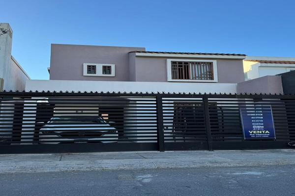 Casa en venta disponible en Lomas, Colonia Las Lomas Sector Bosques, C ...