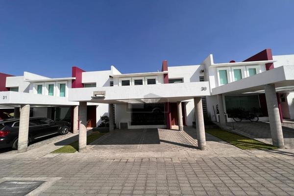 Casa en renta, Metepec Zacango #1405, Colonia Santa María Magdalena ...