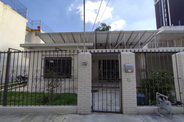 Venta casa en Mitras Centro, Monterrey, Nuevo León, Colonia Mi...