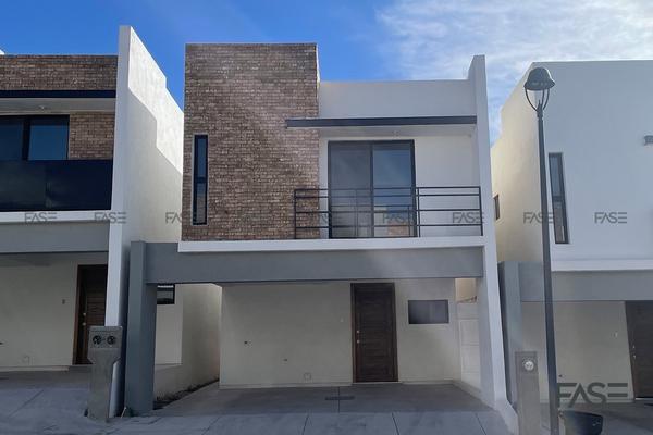 Casa en MONTE DE LEON, Bosque Real, Chihuahua en ... - Propiedades.com