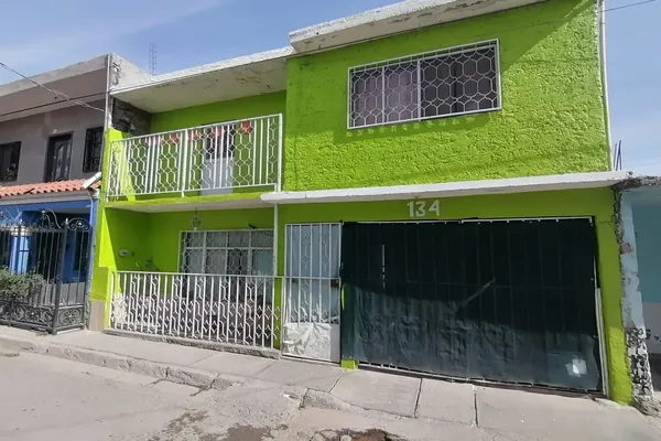 Casa en venta, Pasaje Halcón #320, Colonia Héctor Mayagoitia Domínguez ...