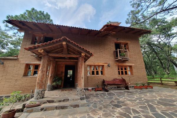 Casa en Paseo pinares tapalpa, Tapalpa, Jalisco e... - Propiedades.com