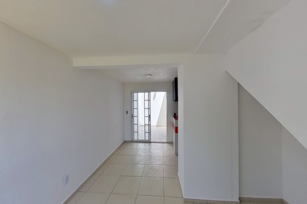 Casa en venta disponible en Privada Fortia Mz 28 Lt 2 Int 31, Real ...