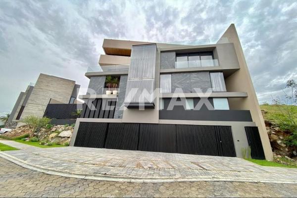 Renta de casa en Priv. García Lorca, Cluster 777, Colonia Loma...