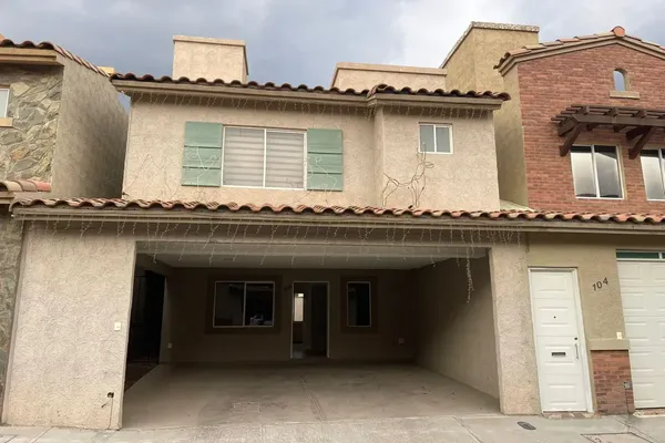 Se vende casa en REAL MADEIRA, Colonia Real Madeira, C.P. 42082