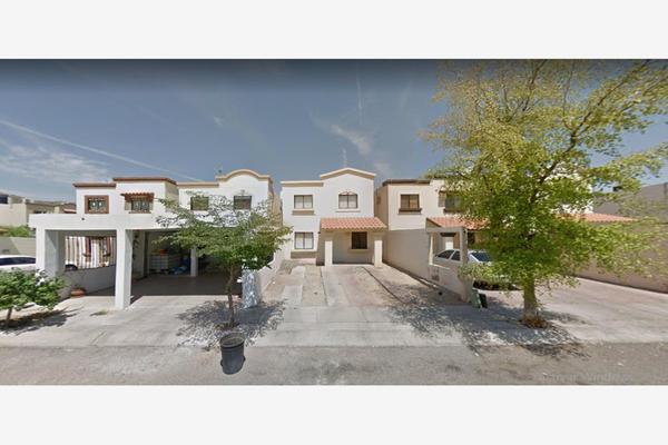 Casa en venta disponible en Retorno Inocencio, Colonia Urbi Villa del ...
