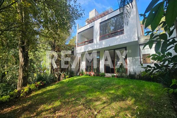 Renta de casa en Rincón del Bosque, Colonia Avándaro, C.P. 51200