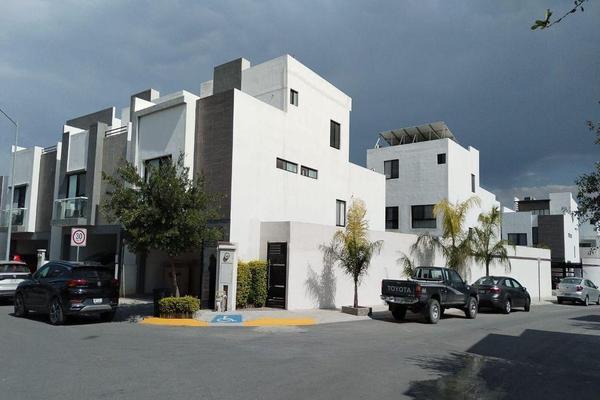 Se vende casa en Rinconada Colonial, Colonia Rinconada Colonial, C.P. 66606