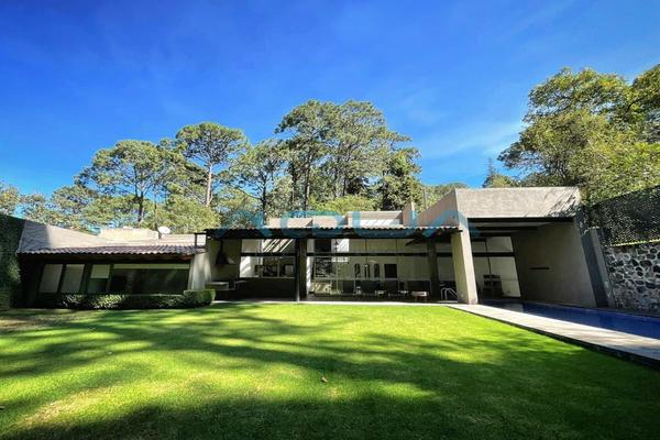 Renta casa en RUTA DEL BOSQUE, Colonia Avándaro, C.P. 51200