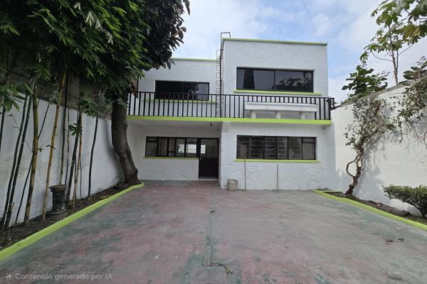 Casa en renta, Sur 129, Colonia Santa Isabel Industrial, C.P. 09820