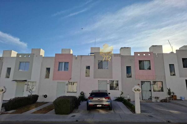 Casa en Valle de Santiago, Ciudad del Sol Sección... - Propiedades.com