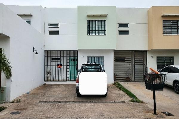 Casa en renta disponible en Valle del Monte, Colonia Valle Alto