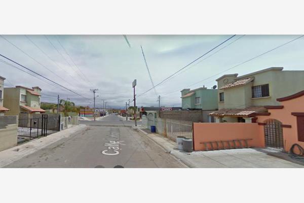 Casa en Villas Residencial del Rey, Baja Califor... - Propiedades.com