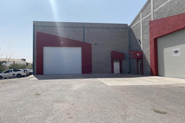 Se renta bodega en , Colonia Zona Industrial Nombre de Dios